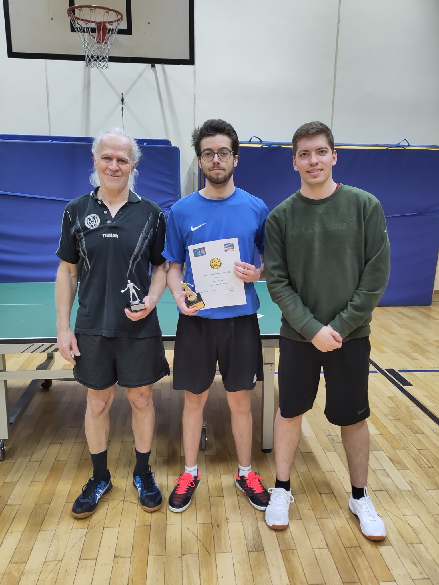 Erneut Vereinsmeister im Tischtennis: Alexander Bartl - tsv ...